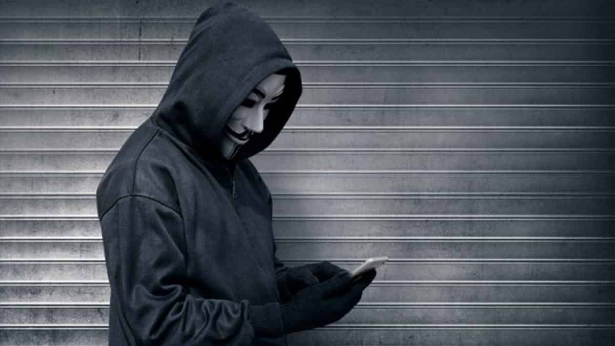 Female Hackers from around the world - Best 3 - The Tech Outlook