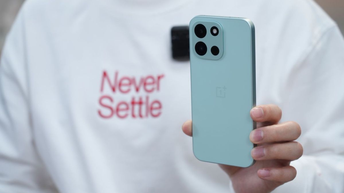 OnePlus Turbo 6 Smartphone Design Showcased at the Recent Live Event ...